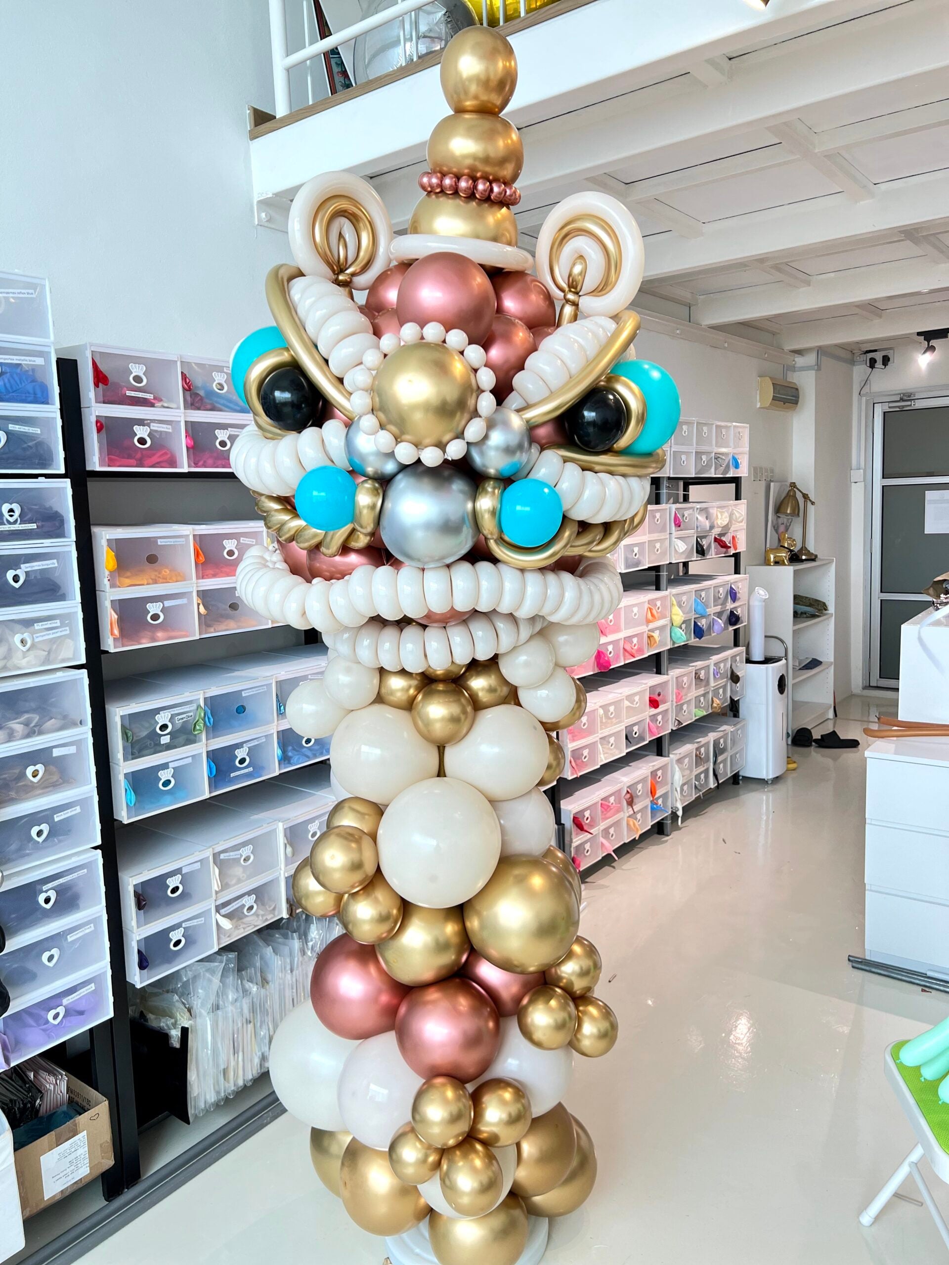 Lion Dance Sculpture – Baba Balloon